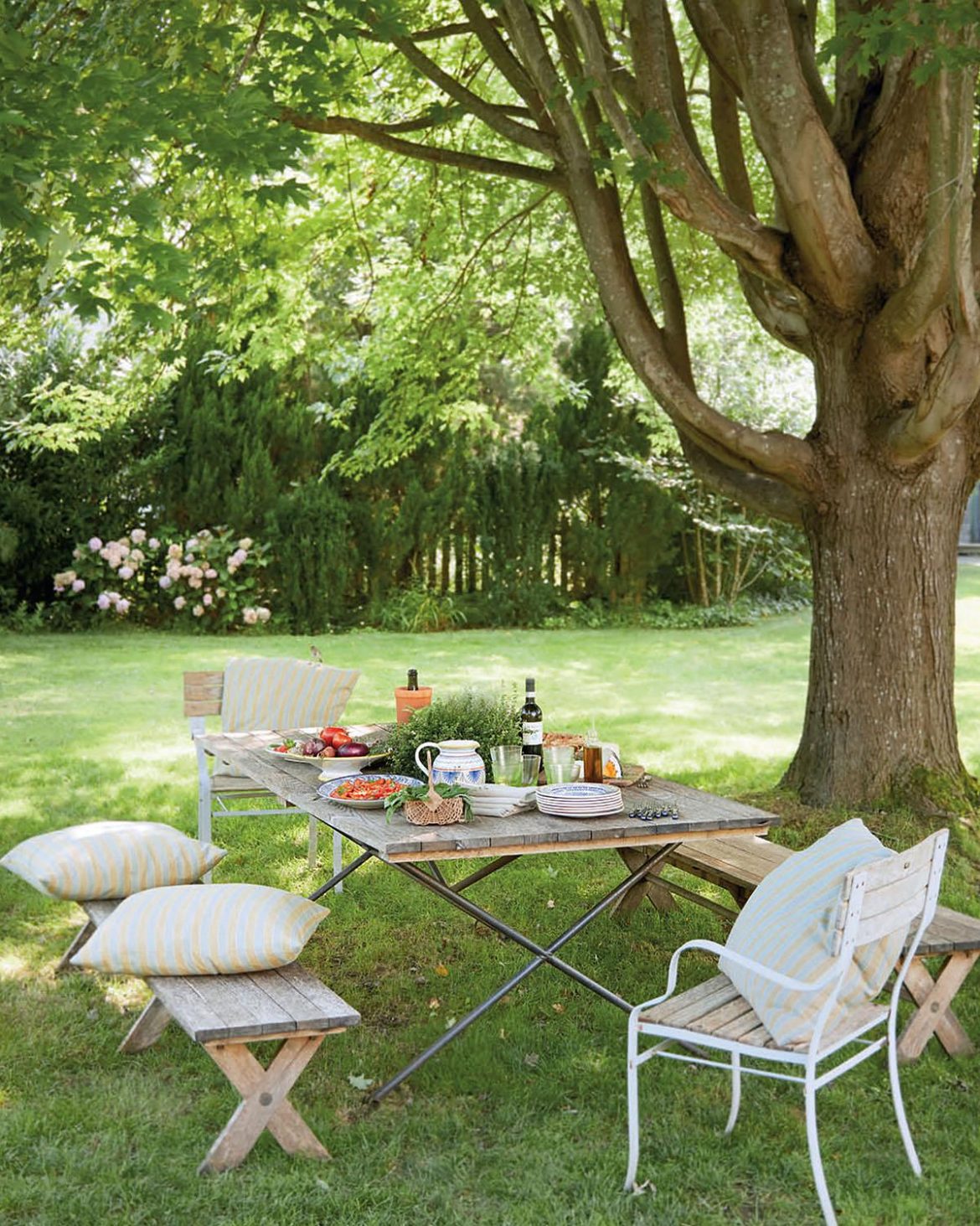 Rizzoli's Guide to Unplug, Unwind, and Embrace the Magic of Summer ...